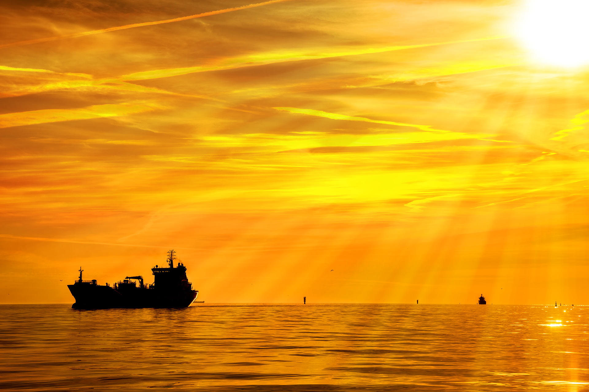 Hellas Marine Electronics – Let your dreams set sail